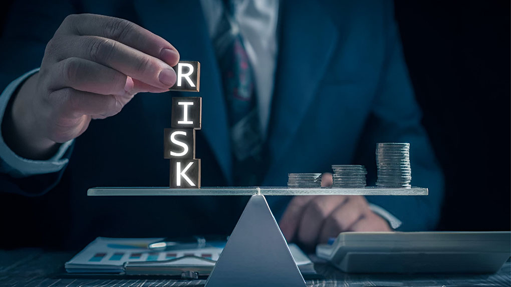 Why COOs Turn to AI & Predictive Analytics in Dynamics 365 FSCM
